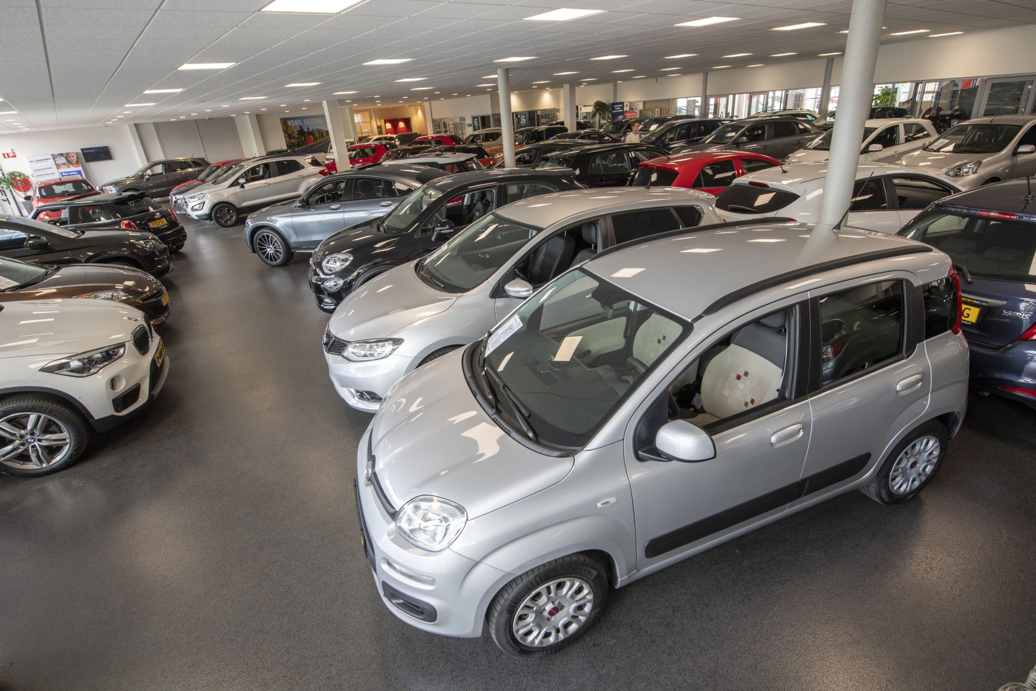 Financial leasing used cars at low prices. | 300+ occasions in stock!